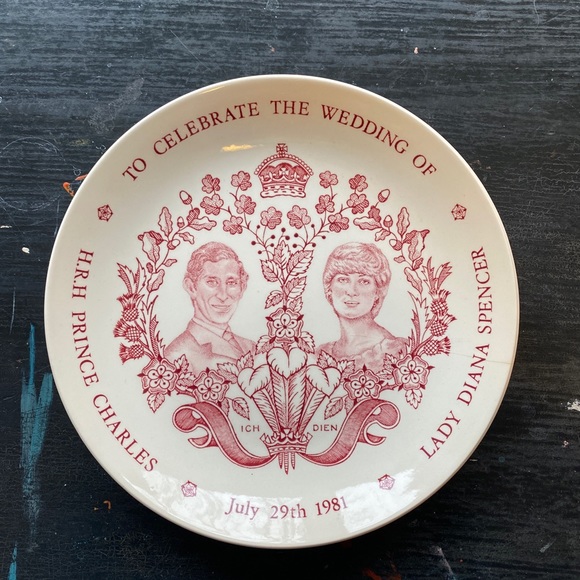 Vintage | Wall Decor | Vintage Ironstone Princess Diana And Prince ...